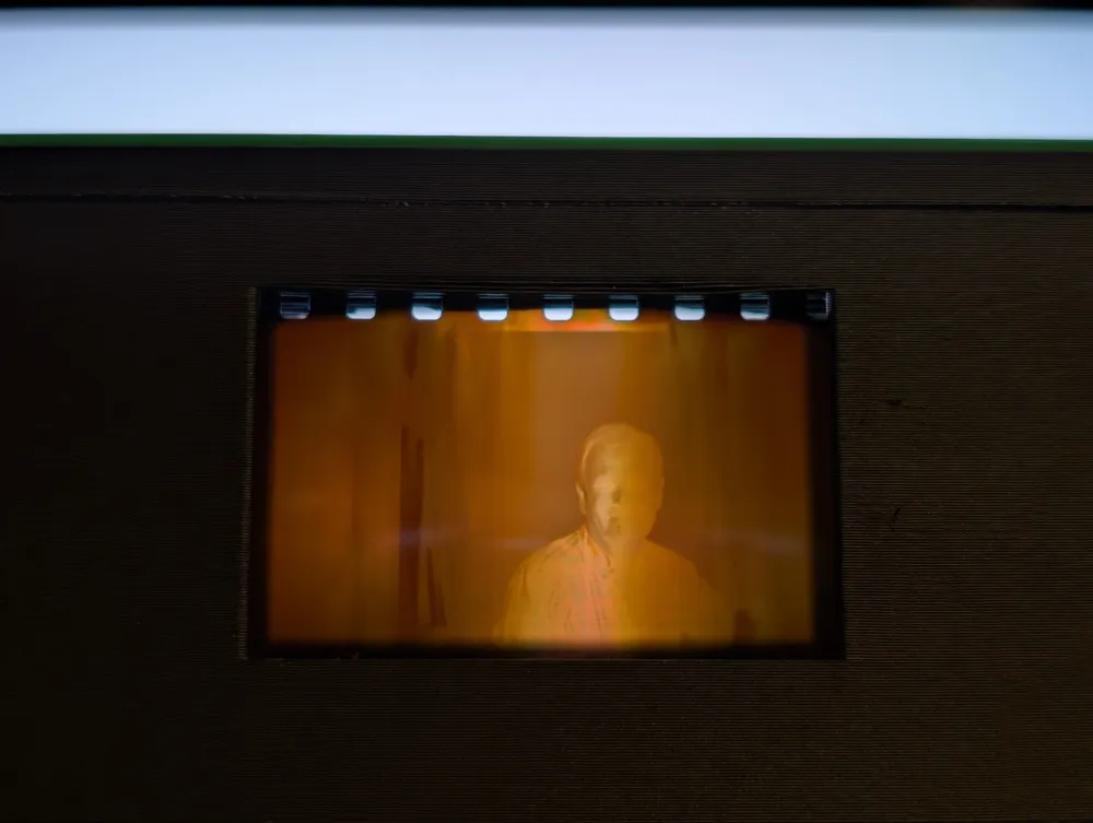 Portable Film Scanner - Fully Mechanical by 3DPrintWell.co.uk - MakerWorld