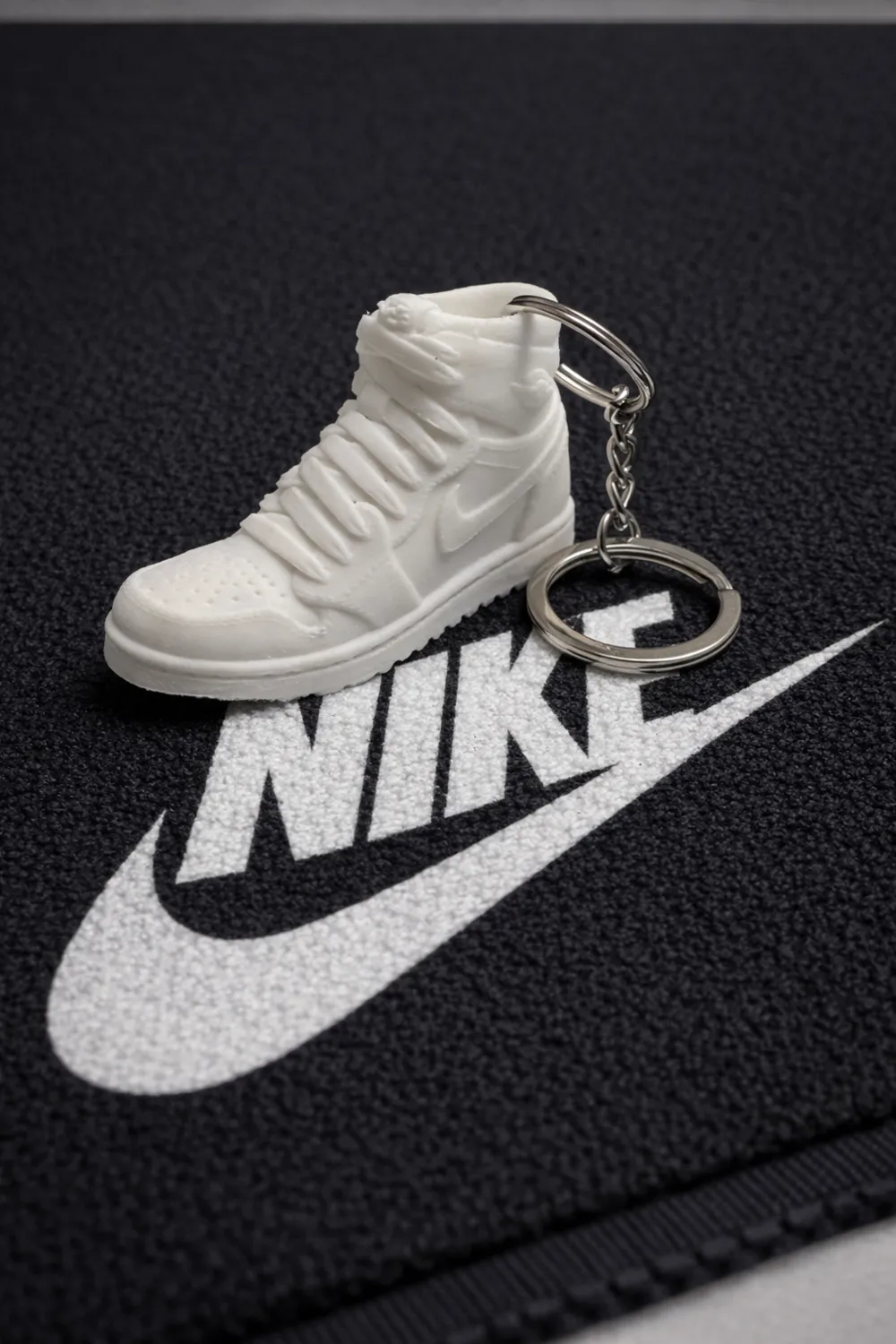 Nike Jordan 2 Keychain - Free 3D Print Model - MakerWorld