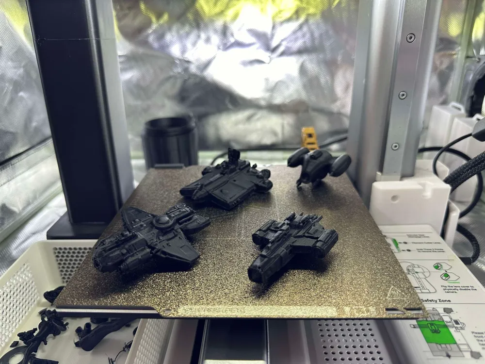 Miniatures: Spaceship Pack 01 by Timinsk - MakerWorld