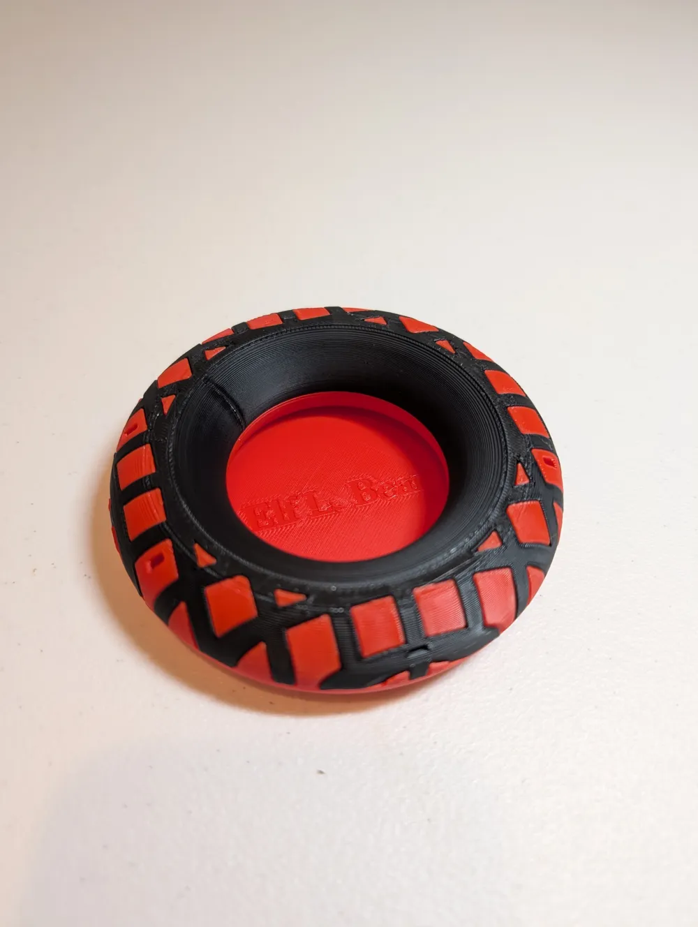 Elf L. Bean Snow Tube - Free 3D Print Model - MakerWorld
