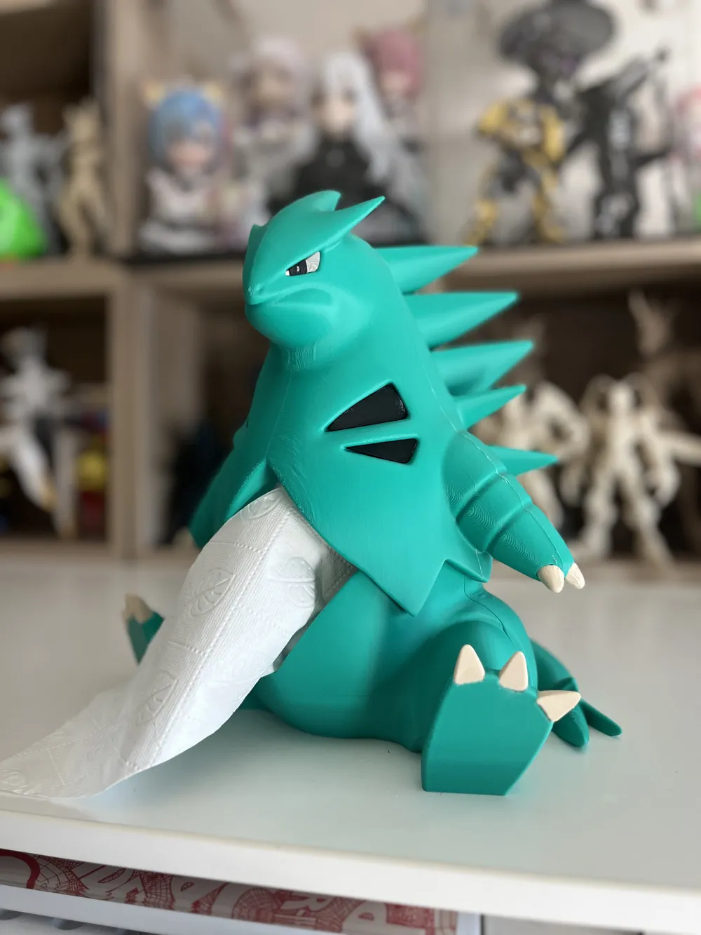 Menaje de Pokémon: Dispensador de pañuelos de Tyranitar - Modelo de ...
