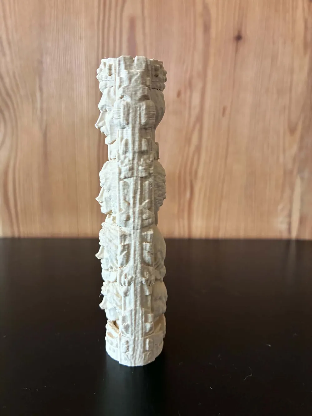 Queen Tribal Totem - Free 3D Print Model - MakerWorld