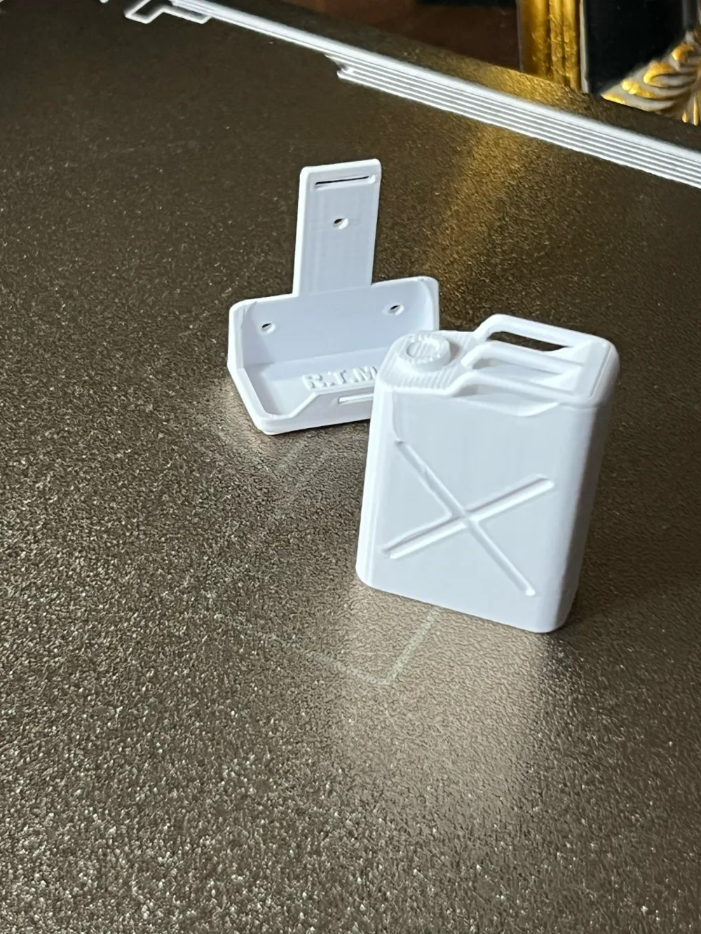 1/10 scale RC fuel tank - Free 3D Print Model - MakerWorld