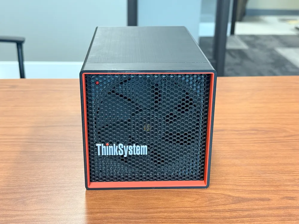 联想Think系列风格NAS机箱 - THINK NAS 来自 BlackHeart Factory MakerWorld：免费下载 3D 模型