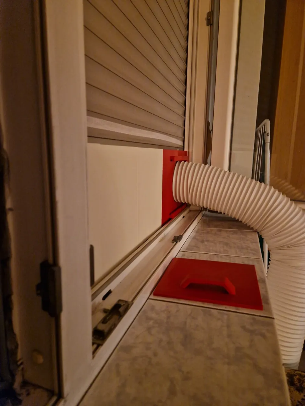 Window outlet for mobile air conditioning by Design Lerk MakerWorld ...