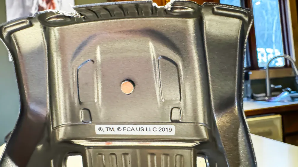 Axial SCX24 Magnetic body mount - Free 3D Print Model - MakerWorld
