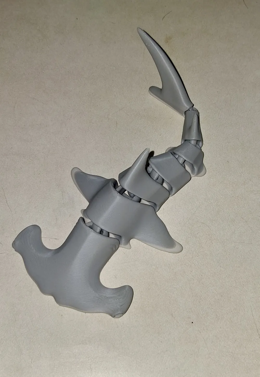 Articulated Hammerhead Shark Toy - Free 3D Print Model - MakerWorld