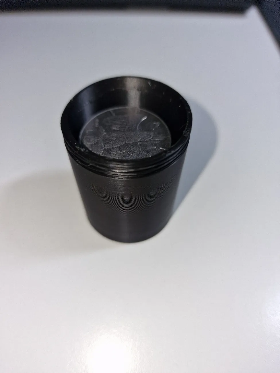 Cylindrical coin box by nick_219 - MakerWorld