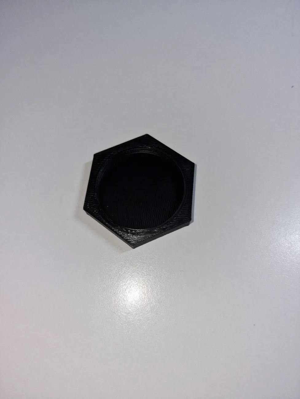 Cylindrical coin box by nick_219 - MakerWorld