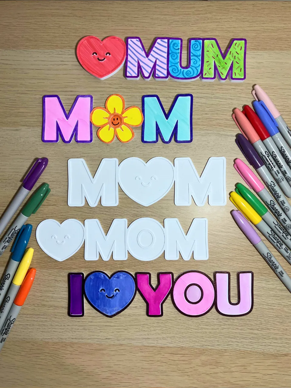 Mother's Day "Mum" / "Mom" Flower Coloring Image by A*i*m*e*e* MakerWorld: Download Free 3D Models