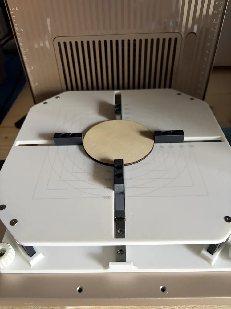 Universal Zentrierspanner für Laser wie XTool F2UV – Kostenloses 3D ...