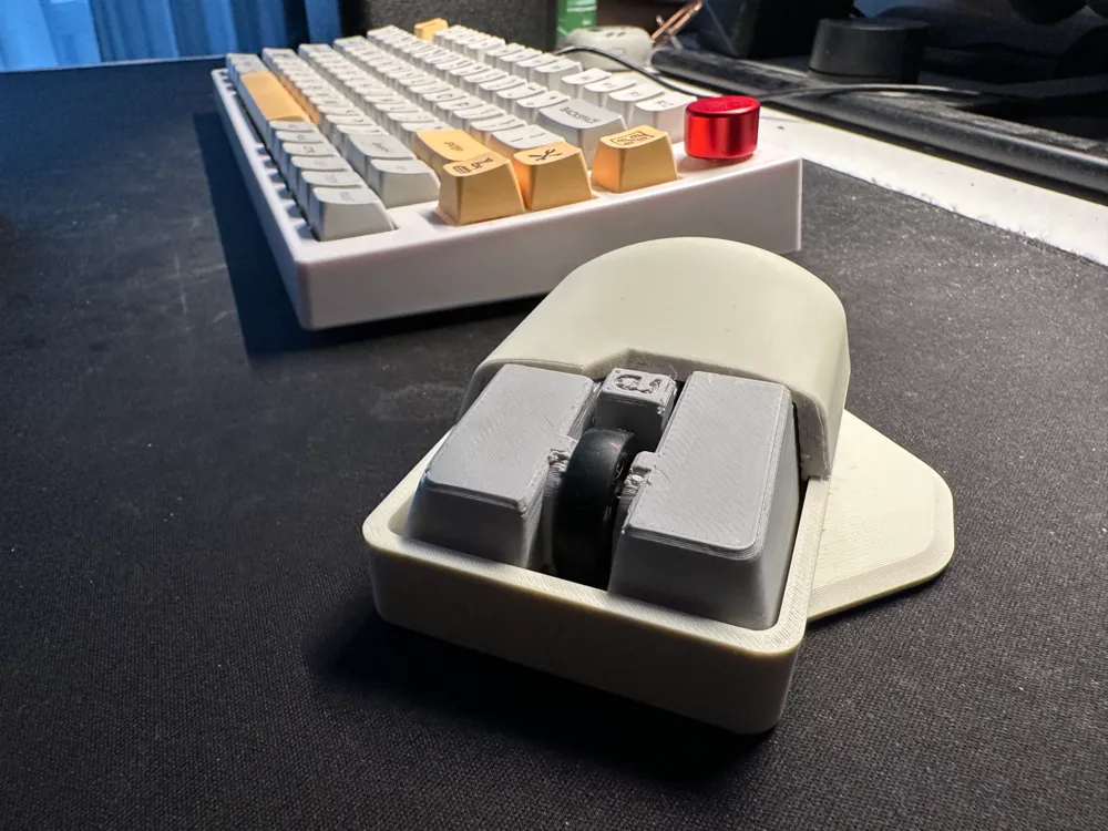 RetroClick Mouse by ''FIX_DESIGN'' MakerWorld: Download Free 3D Models