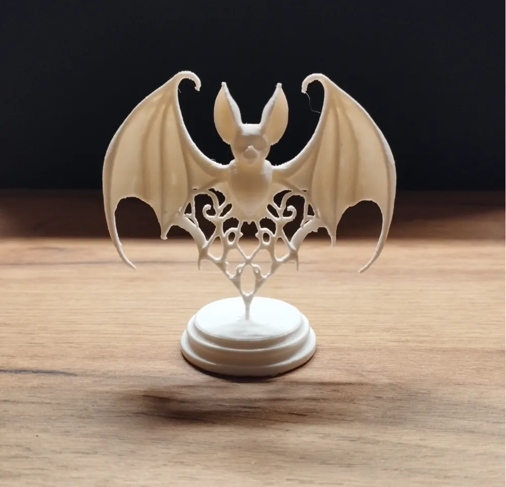 Minimalistic Bat sculpture by PolisLBC MakerWorld: Download Free 3D Models