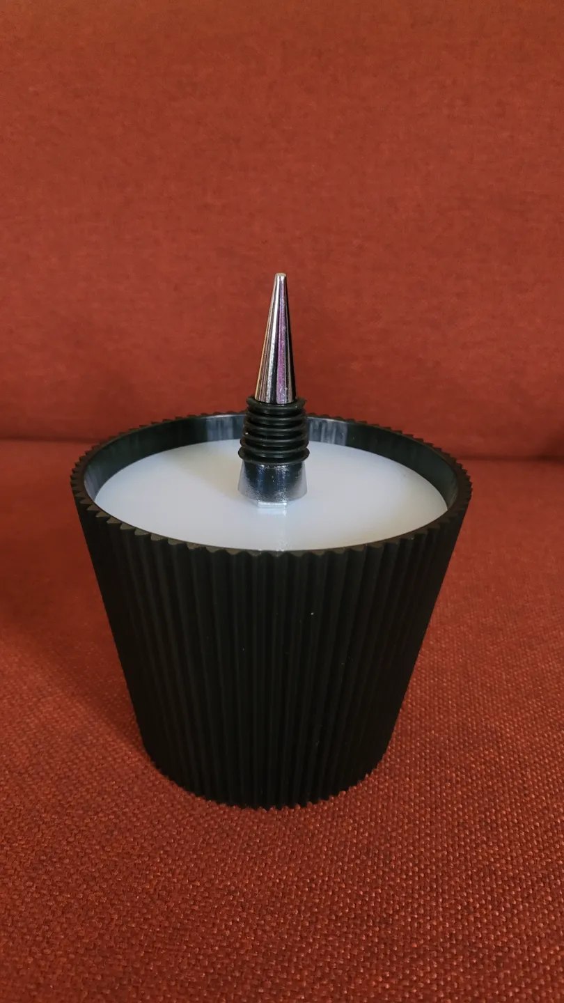 hyperbolic vornonoi lamp stand by user_3766459864 - MakerWorld