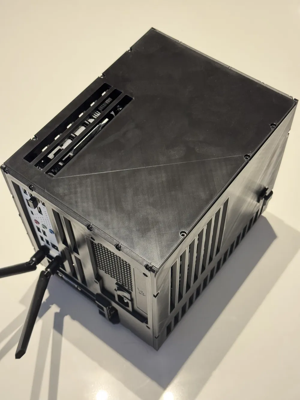 11.2L Mini ITX Case with ATX PSU (No Riser Needed) by Thud MakerWorld ...
