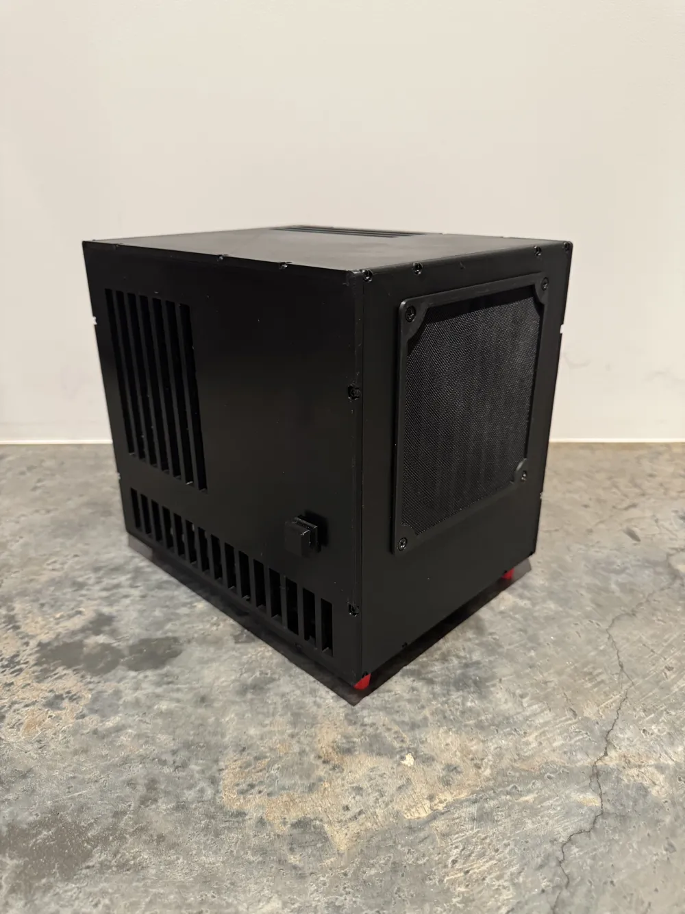 11.2L Mini ITX Case with ATX PSU (No Riser Needed) by Thud MakerWorld ...