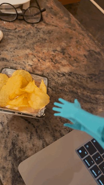 Chips Grabber - Eating in style - Free 3D Print Model - MakerWorld