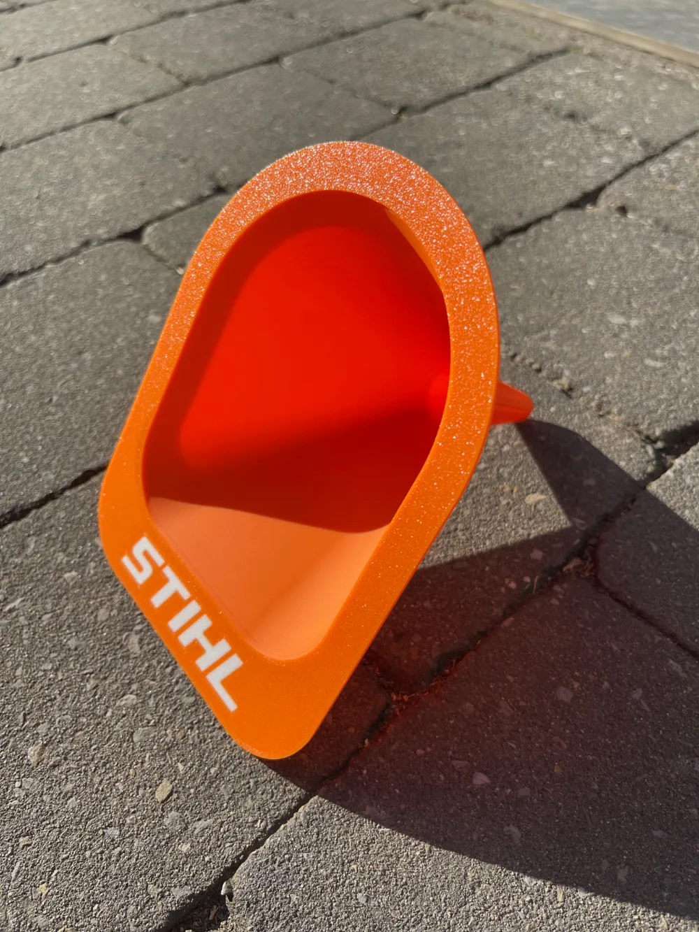STIHL Funnel by jdesneyder - MakerWorld