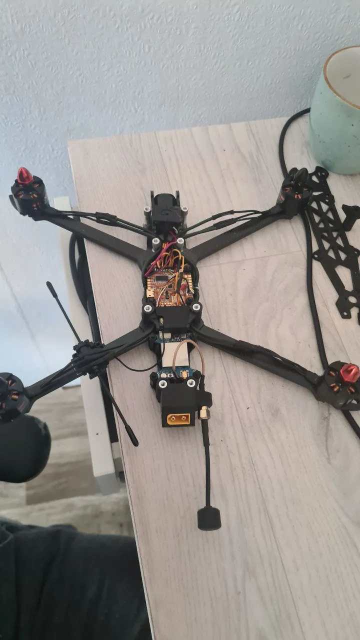 XT60 and Antenna Mount - Free 3D Print Model - MakerWorld