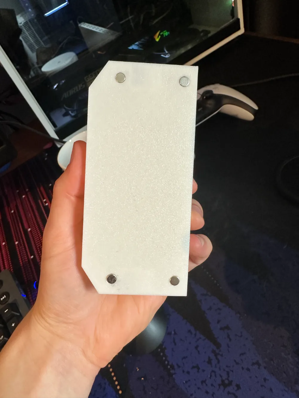 ps5 dualsense controller stand with magnets Remixed by rezalty - MakerWorld