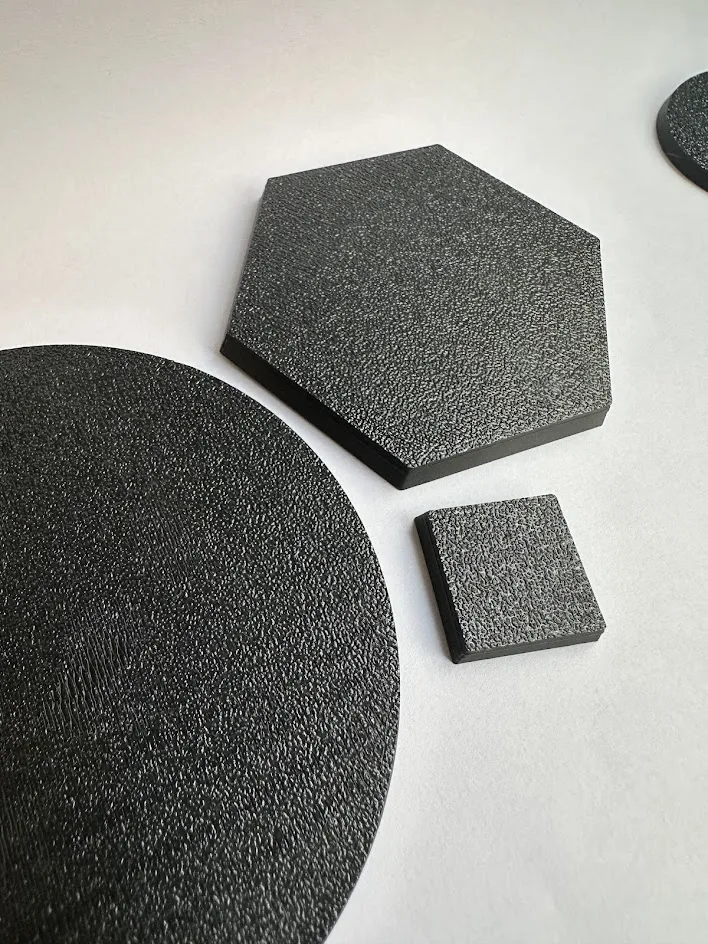 Parametric custom miniature bases with extras V2 by le_hades MakerWorld ...