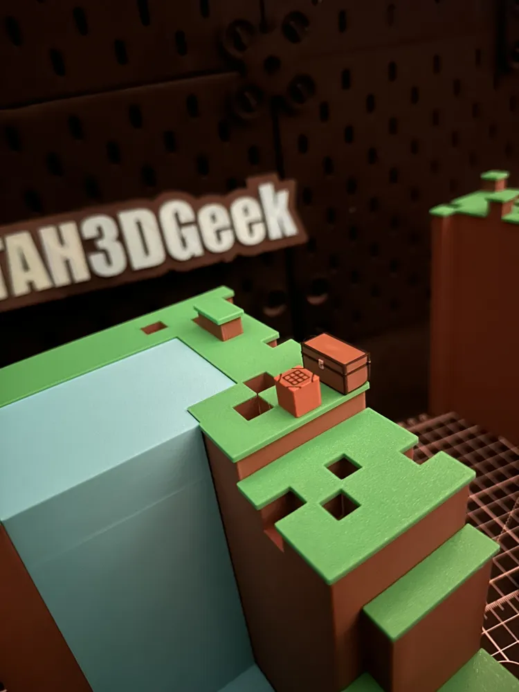 Minecraft Crafting Table for Series X Surround by TAH3DGeek MakerWorld ...