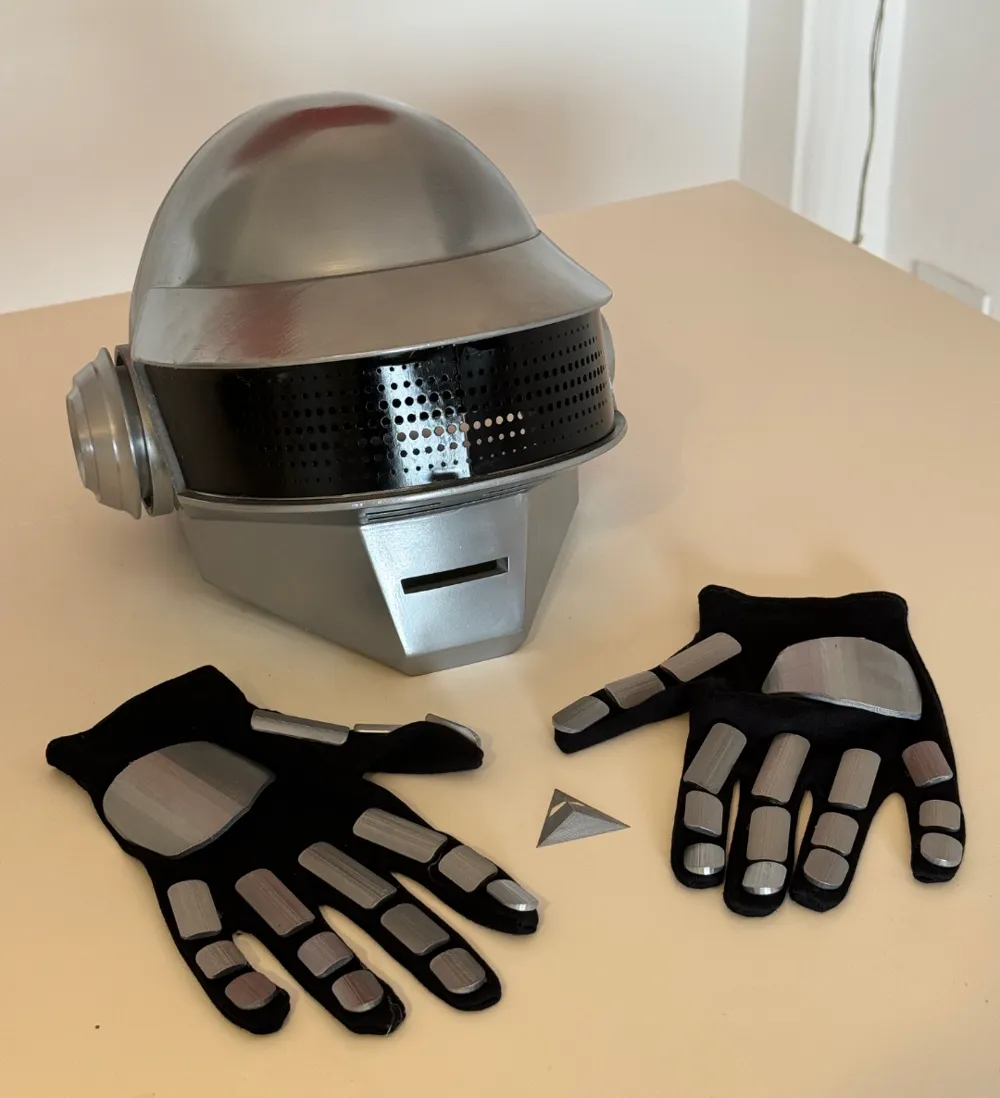 Daft Punk Thomas Helmet by HIDO19 - MakerWorld