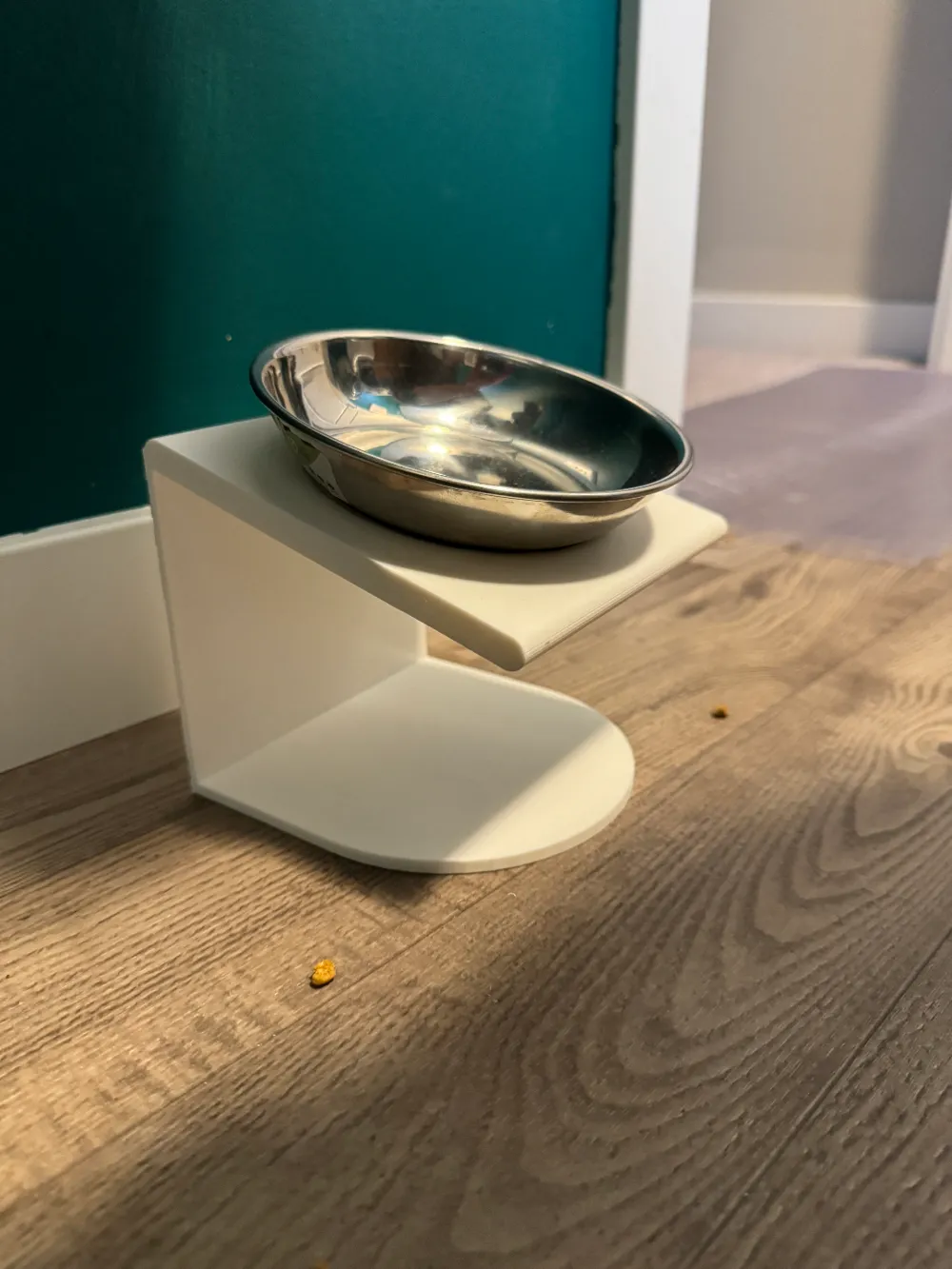 Angled Cat Food Bowl Holder by foxxx509 - MakerWorld