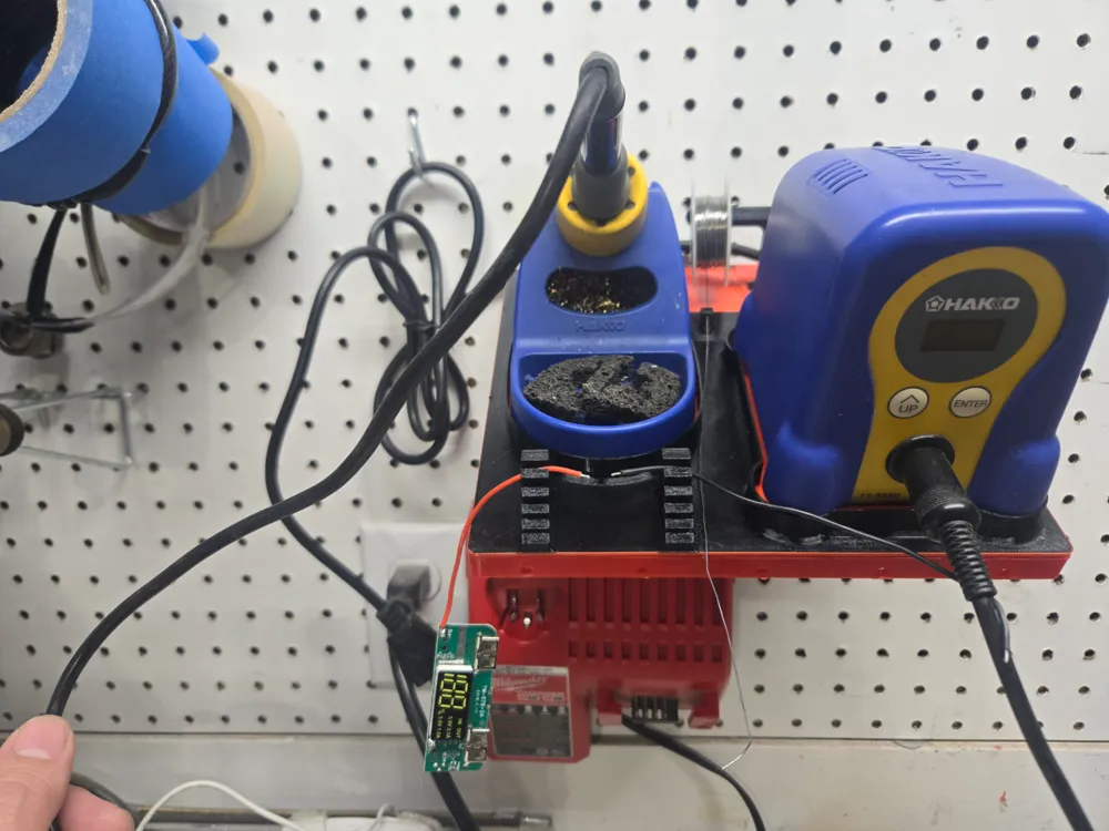 Hakko Soldering Gridfinity PegBoard Mount by KorbenDMakerWorld ...
