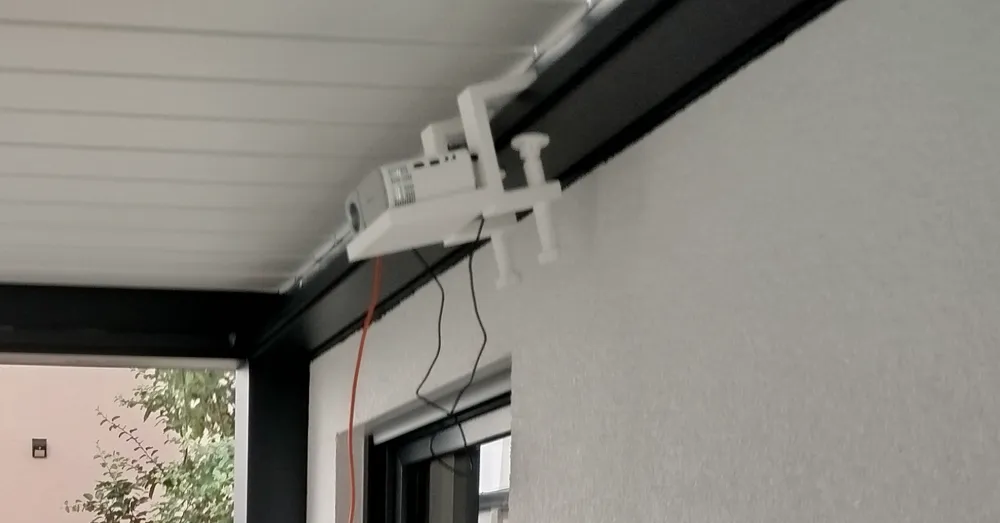 Beamer / Projector Mount with Clamps Remixed by tomuMakerWorld ...