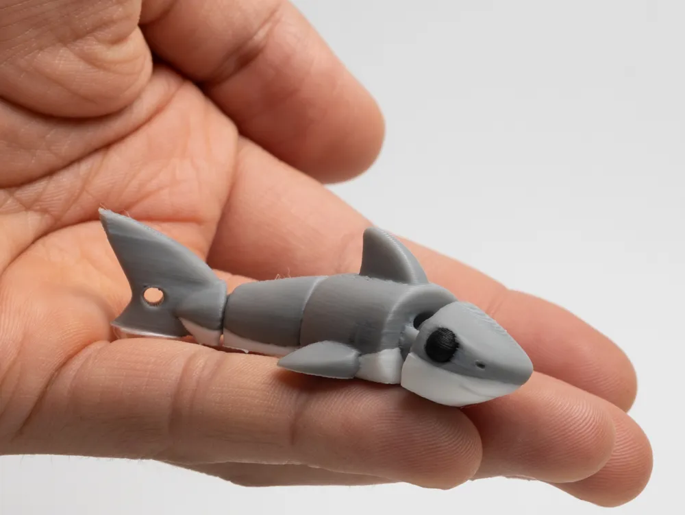 White Shark- Articulated & Keychain - Free 3D Print Model - MakerWorld