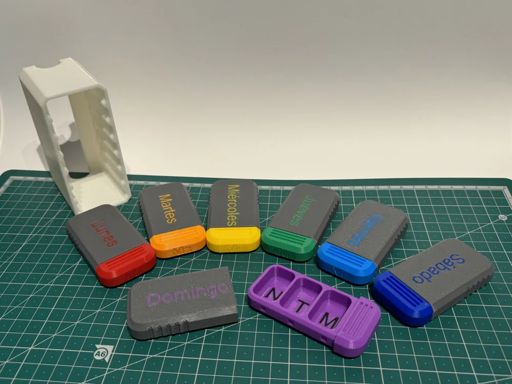 Rainbow Pillbox with 7 (or 3) days rack - Free 3D Print Model - MakerWorld