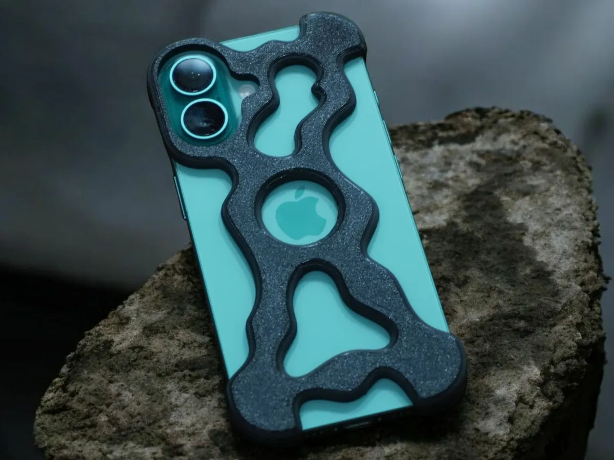 iPhone 17 Skeleton Case - Free 3D Print Model - MakerWorld
