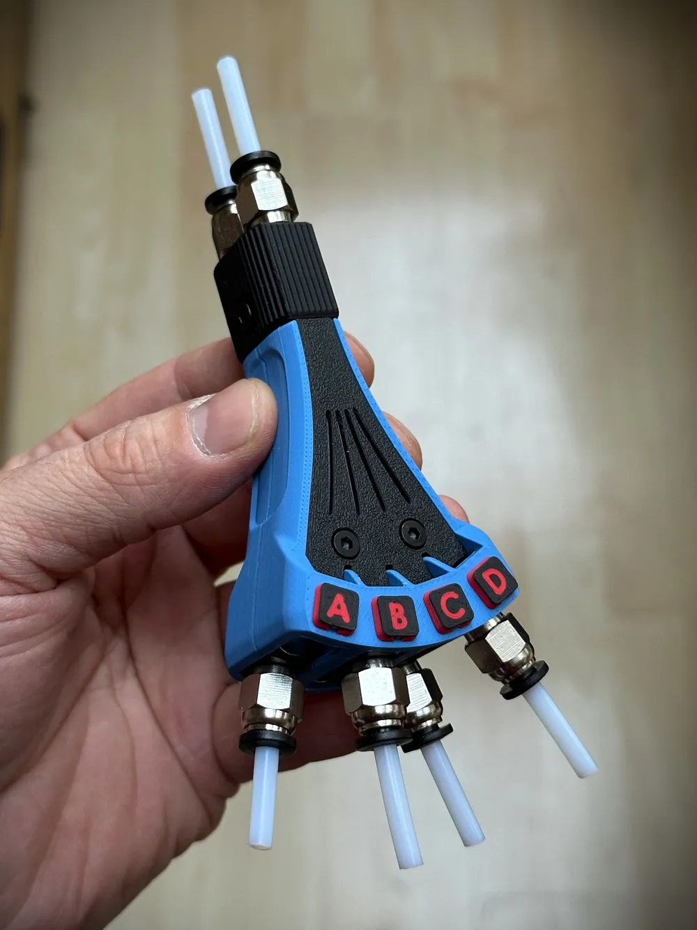 The „Four In Two“ PTFE Adapter - Free 3D Print Model - MakerWorld