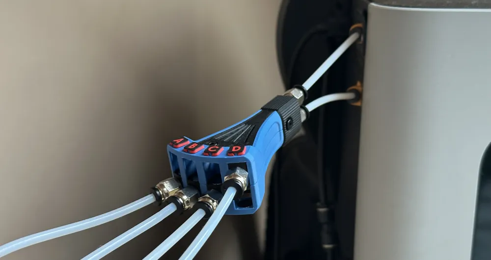 The „Four In Two“ PTFE Adapter - Free 3D Print Model - MakerWorld