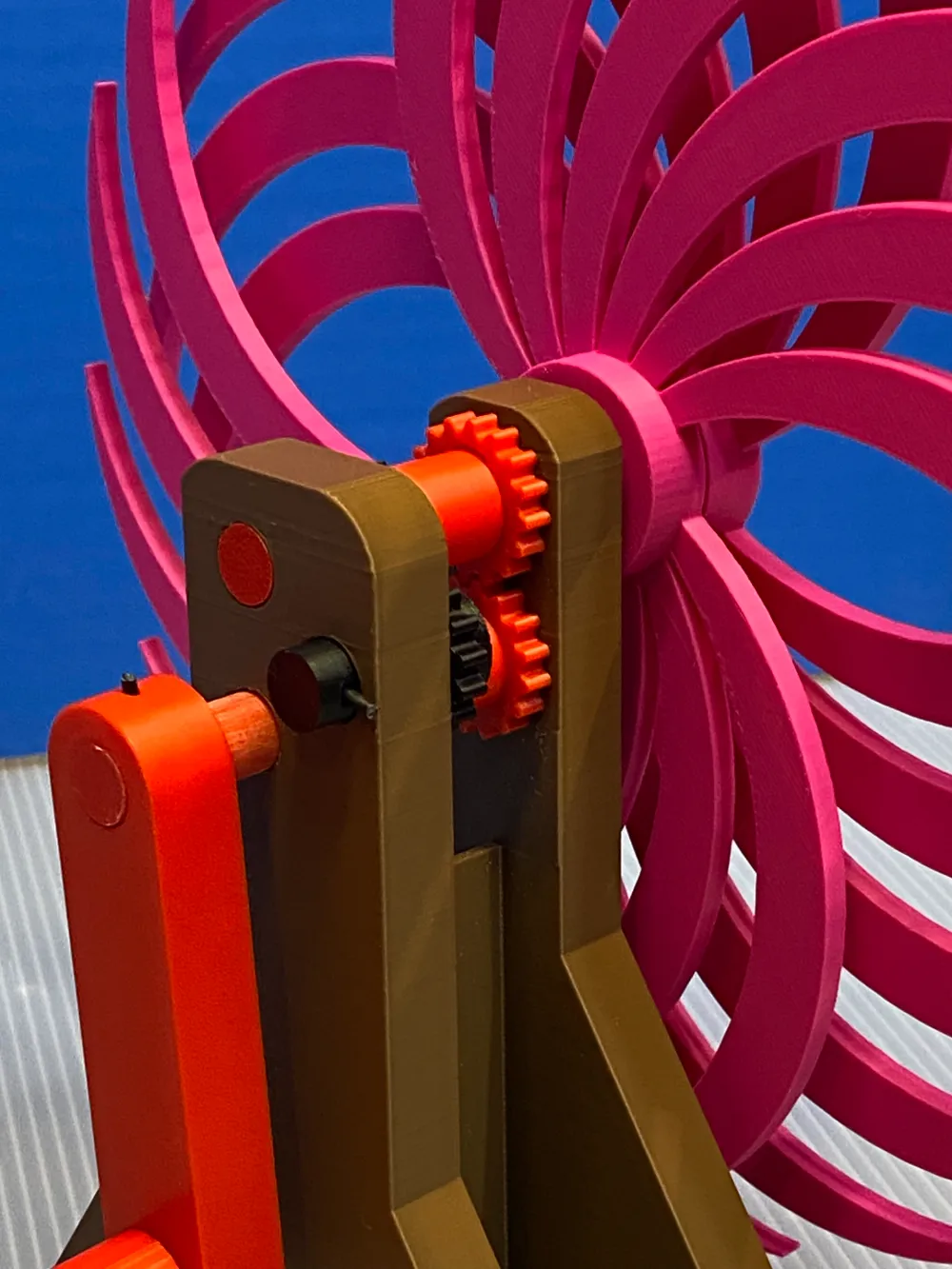 Twirly Gig by Jim Larsen MakerWorld: Download Free 3D Models