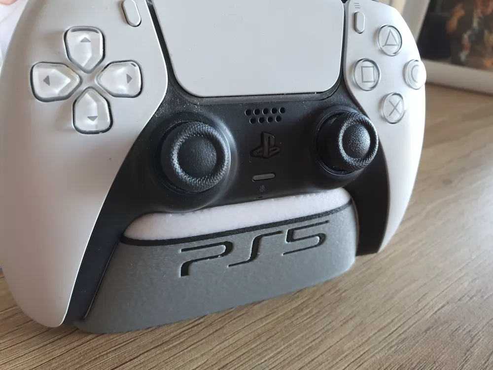 PS5 Dualsense Controller Stand by Rober7Crow MakerWorld: Download Free ...