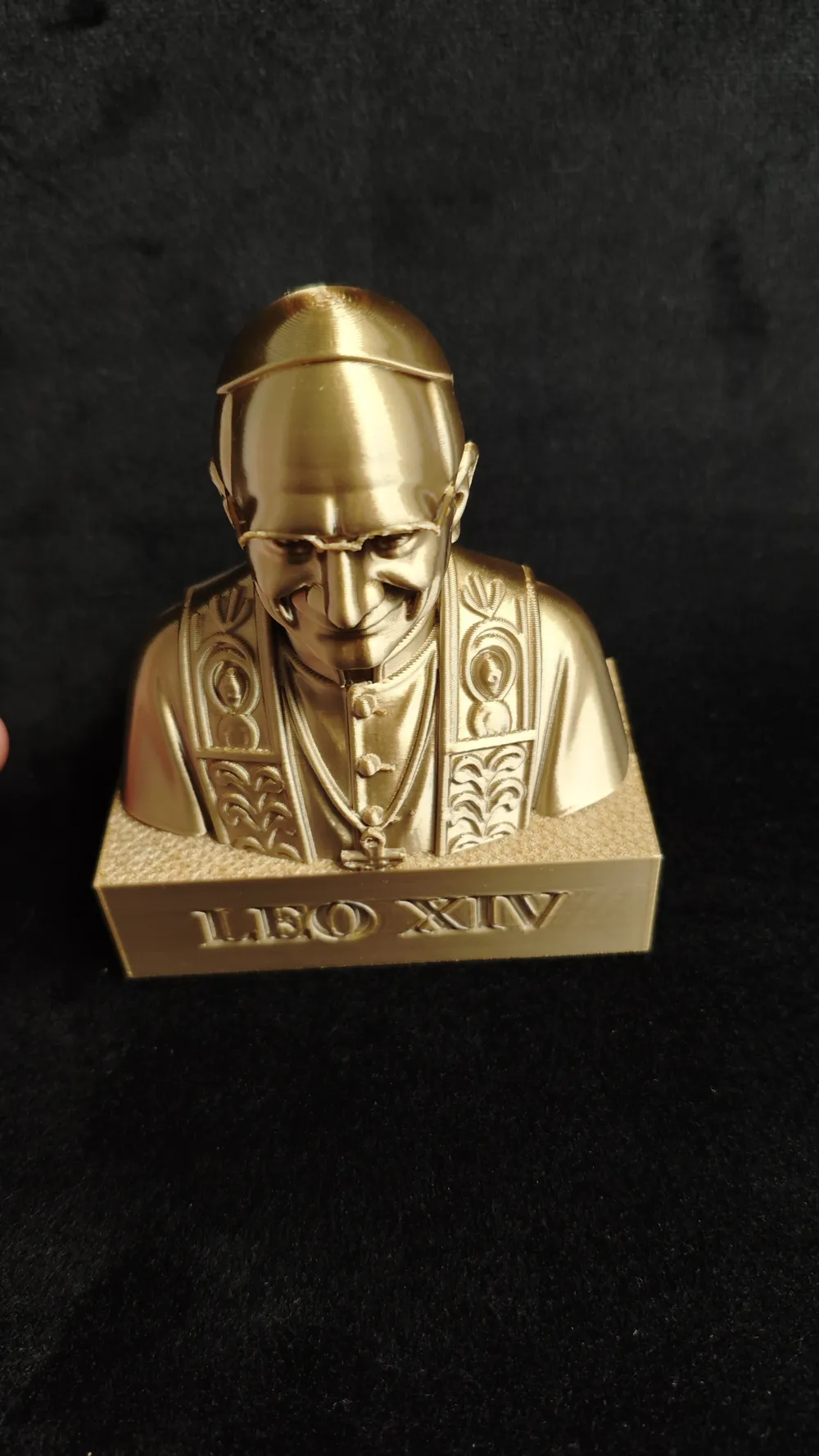 Pope Leo XIV Bust – High Detail AI-Generated Model by Chemzy MakerWorld ...