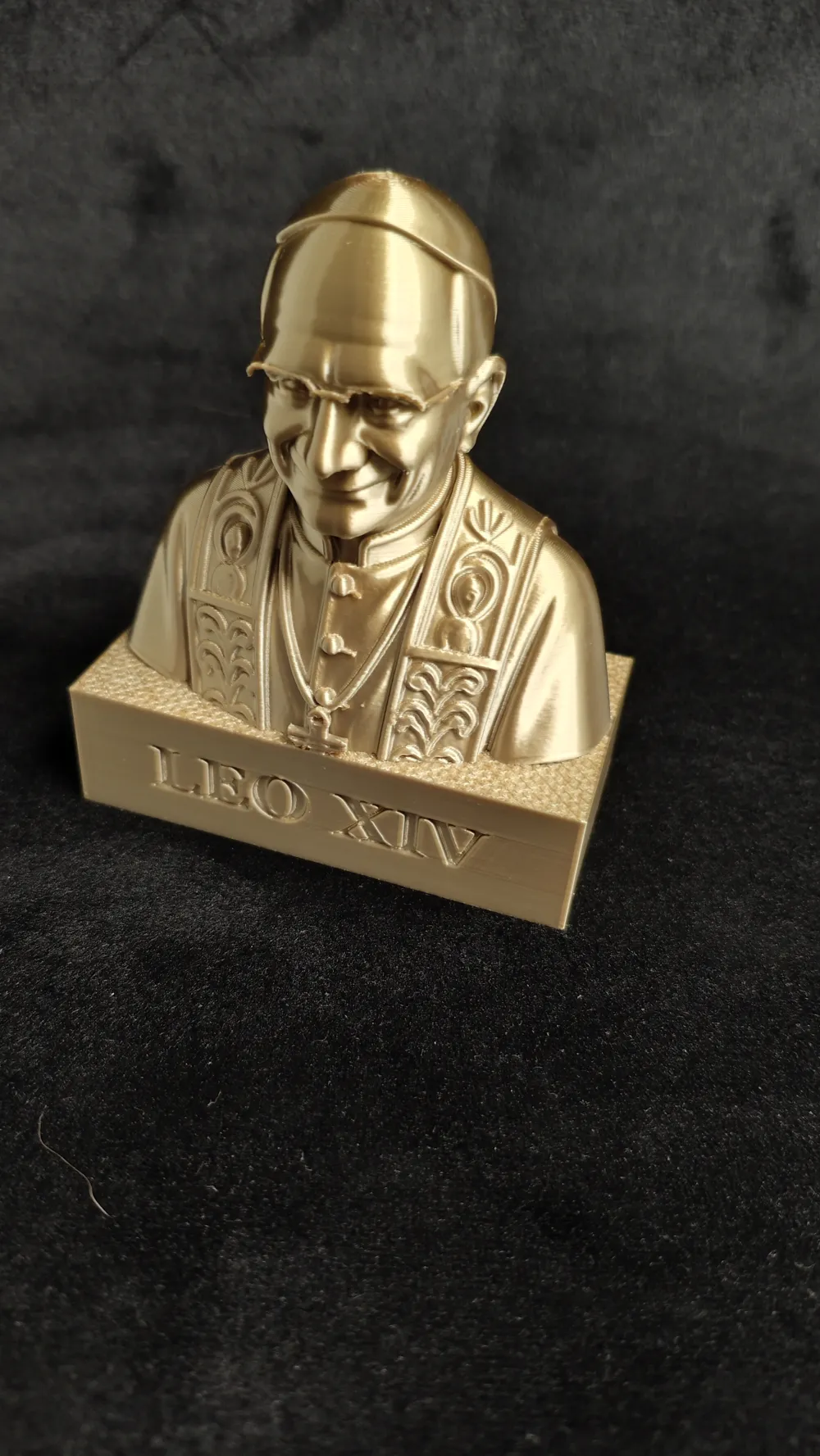 Pope Leo XIV Bust – High Detail AI-Generated Model by Chemzy MakerWorld ...