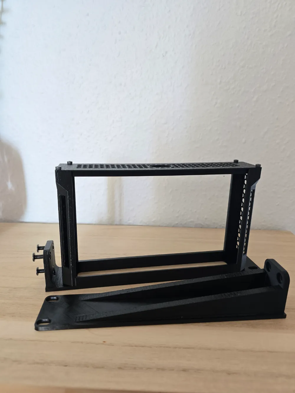 Unifi - UCG Fiber rack mount 19 inch - Free 3D Print Model - MakerWorld