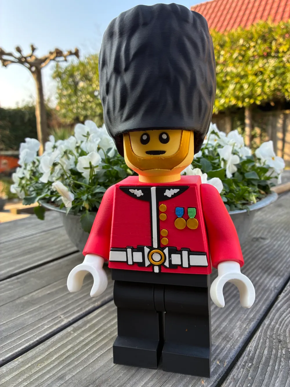 Royal London Guard 500% Big Bricks-style ams free - Free 3D Print Model ...