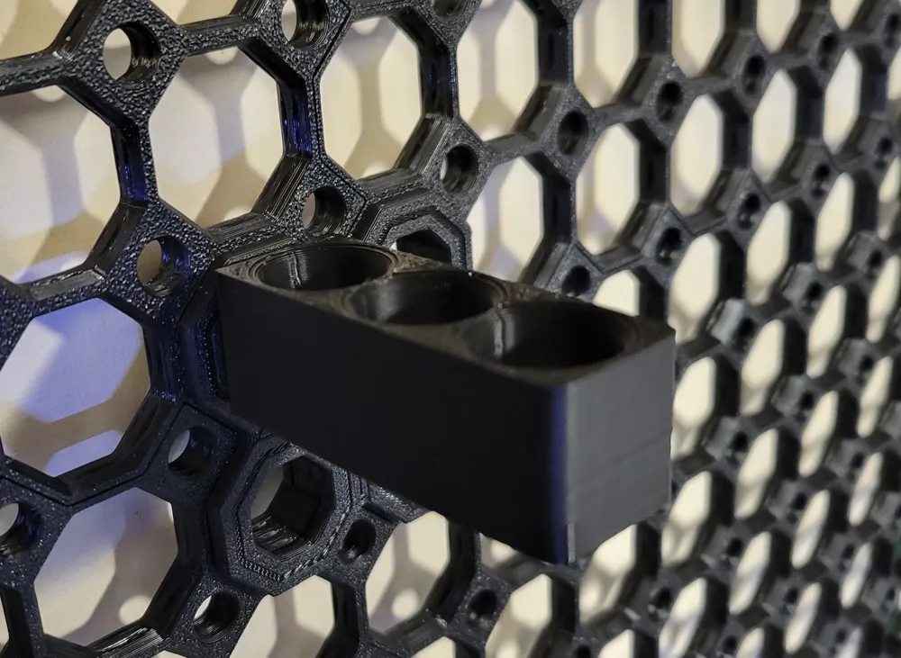 Multiboard holder for 3 x AA Batteries by m-maiers - MakerWorld