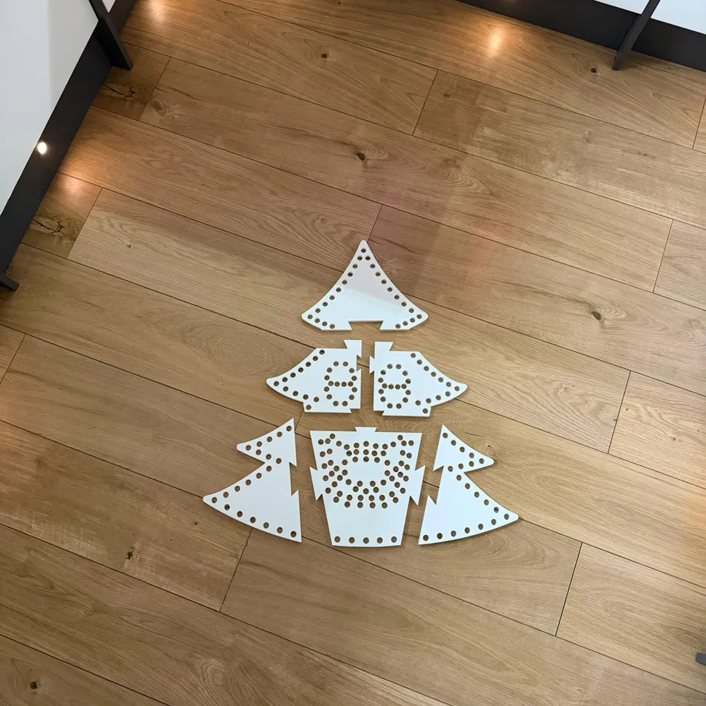 xlights Baby Singing Tree 190 NODE - Free 3D Print Model - MakerWorld