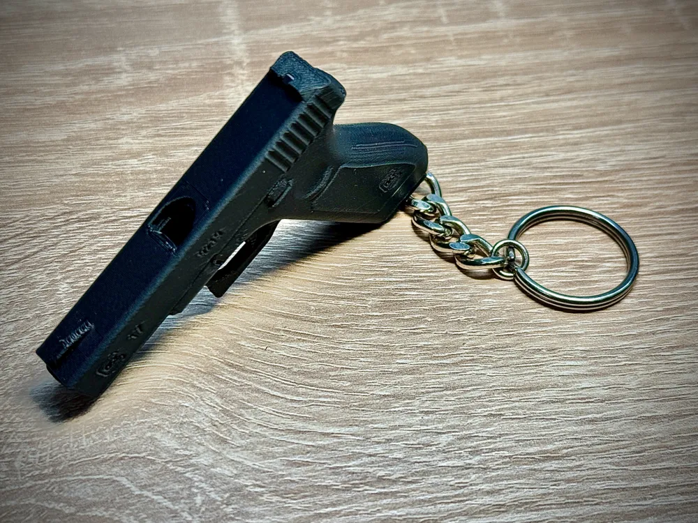 Glock 17 Whistle Keychain by LemonArts MakerWorld: Download Free 3D Models