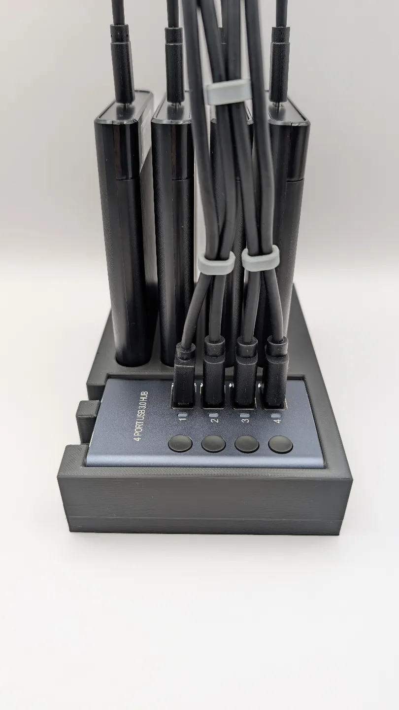 USB Hub HDD Station by dirtydigital - MakerWorld