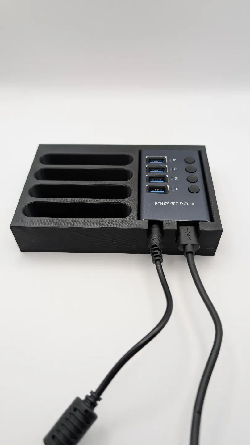 USB Hub HDD Station by dirtydigital - MakerWorld