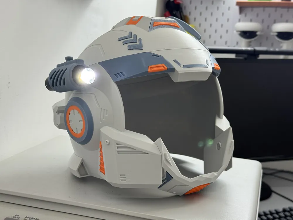 Role-playing Future Warrior Space Helmet - Explorer 1 - Free 3D Print ...