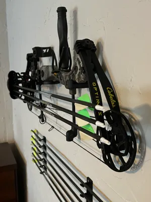 Bow and Arrow Wall Mount by littlecash1023 - MakerWorld