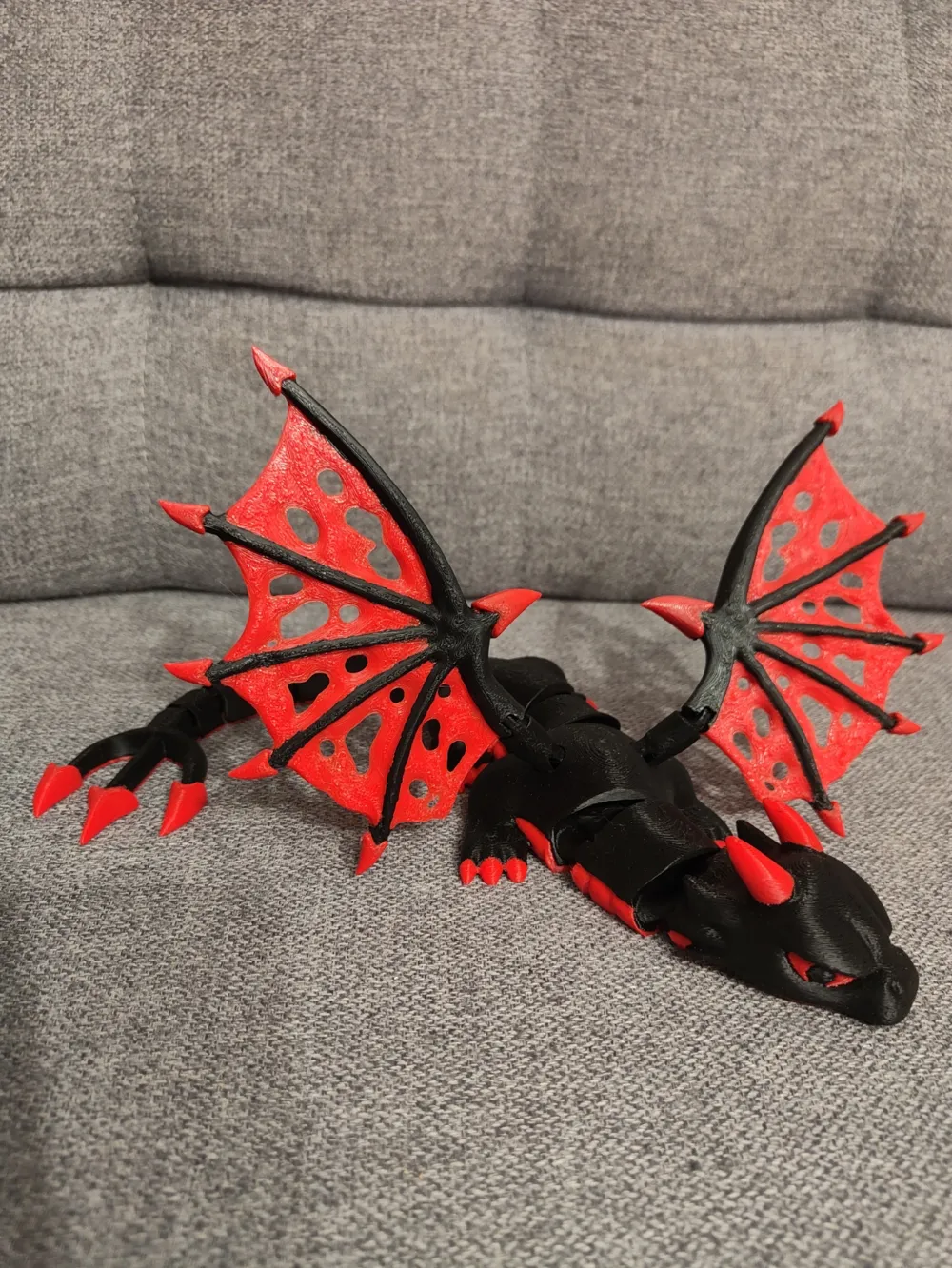 Articulated Hell Dragon with Wings - Free 3D Print Model - MakerWorld