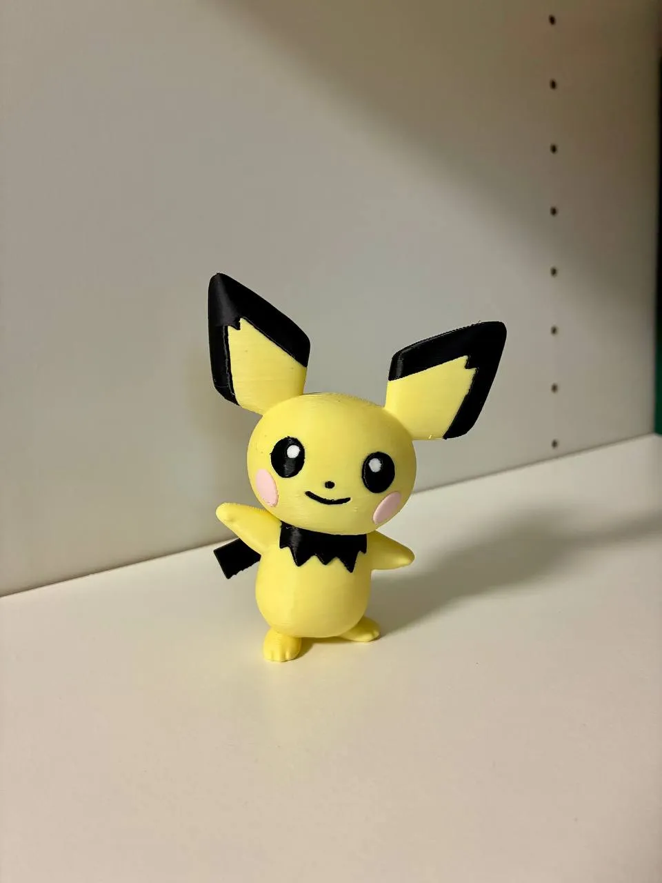 Pichu - Pokémon - Modelo de impresión 3D gratuito - MakerWorld